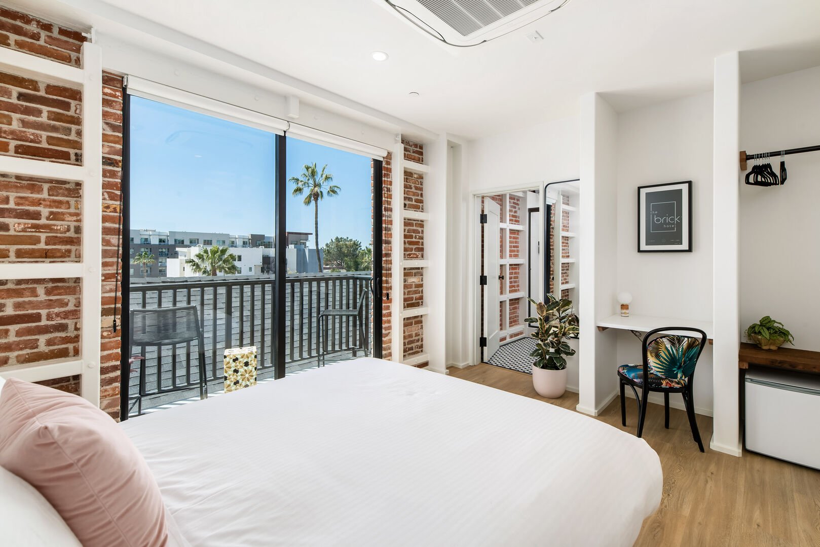 Celebrate the Holidays with These Oceanside Holiday Events | The Brick Hotel